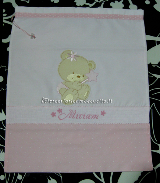 Set-per-nascita—Accappatoio-con-orsetto-e-cuori,-sacchetto-bicolore ...